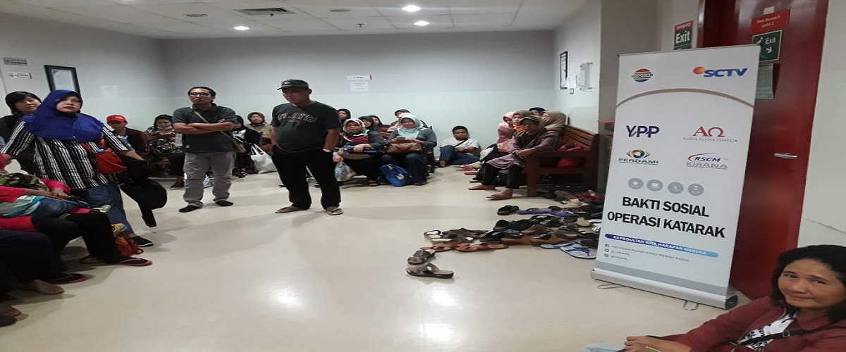 Operasi Katarak Massal Rutin Di RSCM Kirana - Jakarta